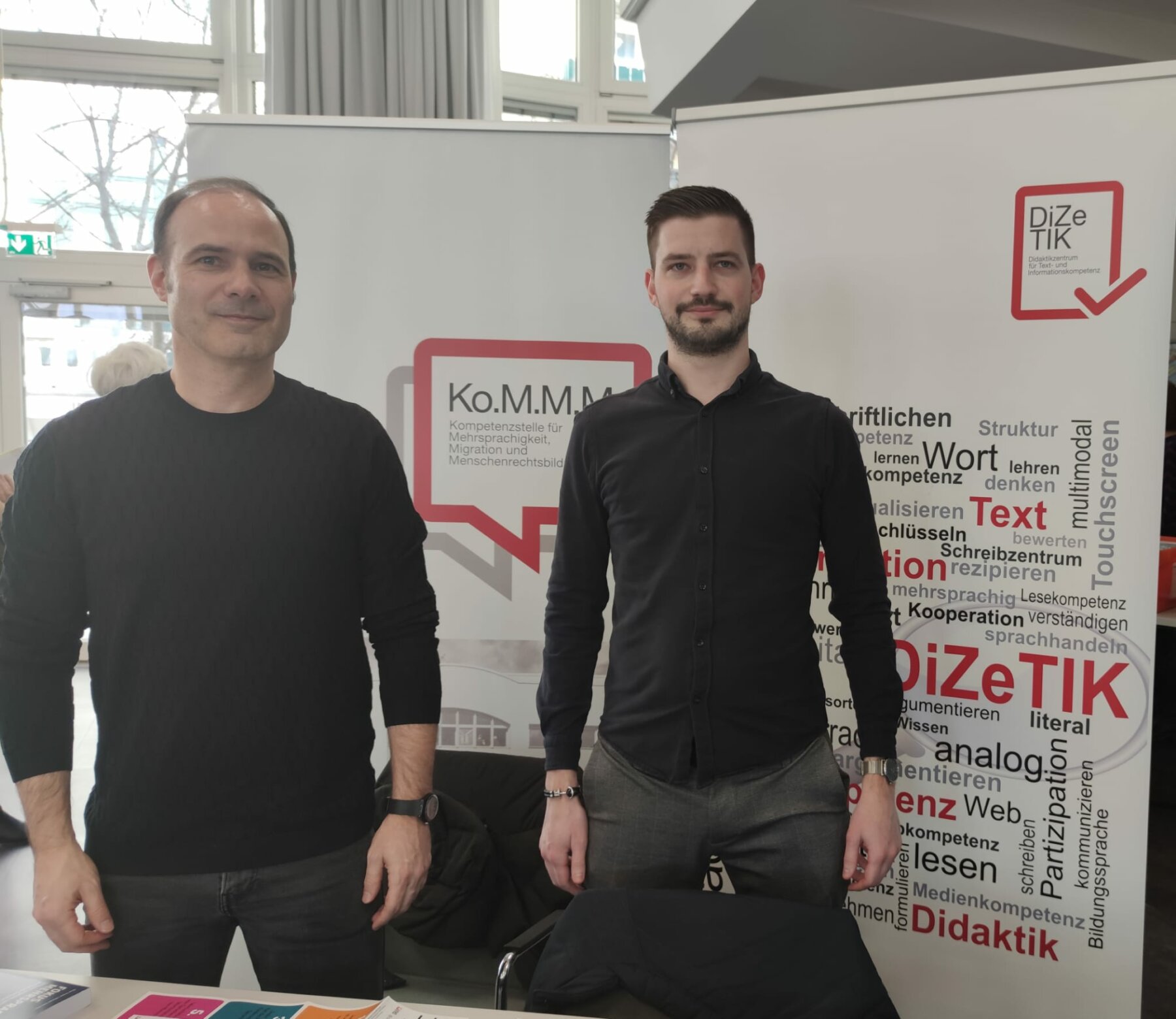 » Ko.M.M.M. und DIZeTIK bei MINI-Messe 2023 an AK Wien